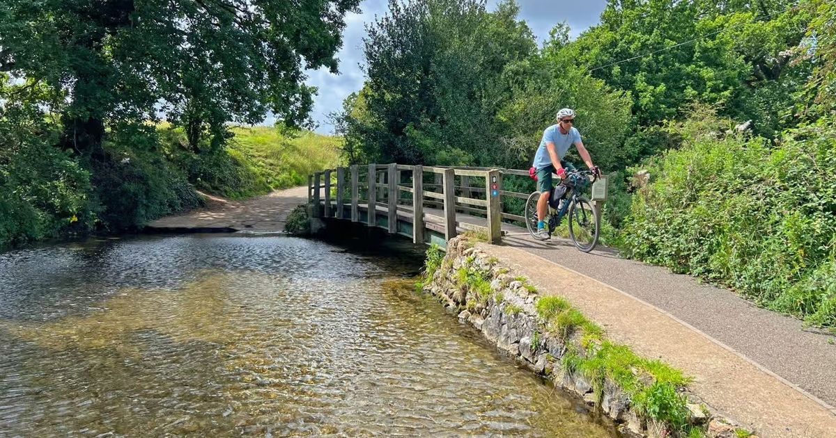 Norfolk Bike Tour – Rebellion Way | Roar Adventures